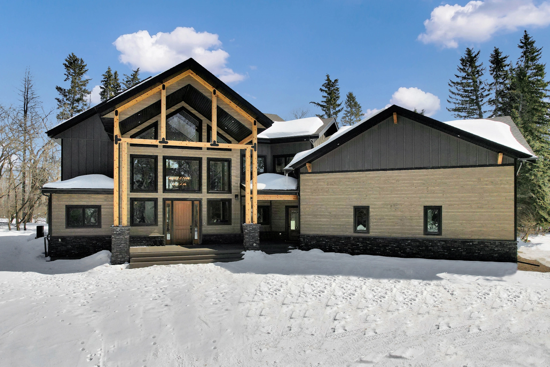 Drop-Tine Ranch - Zak's Building